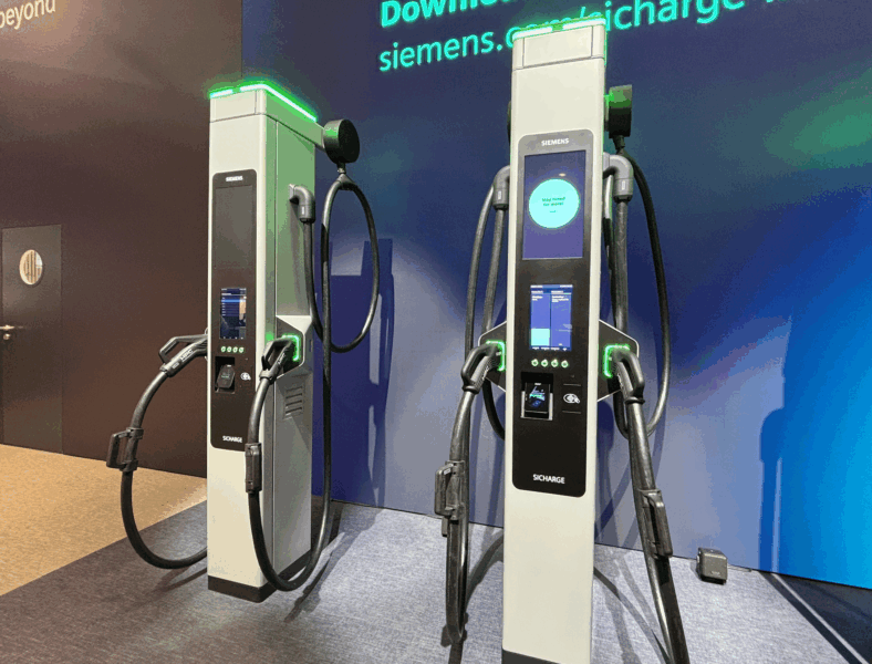 BUSWORLD: Siemens lance Sicharge Flex EV Charging System - Bus Lyon