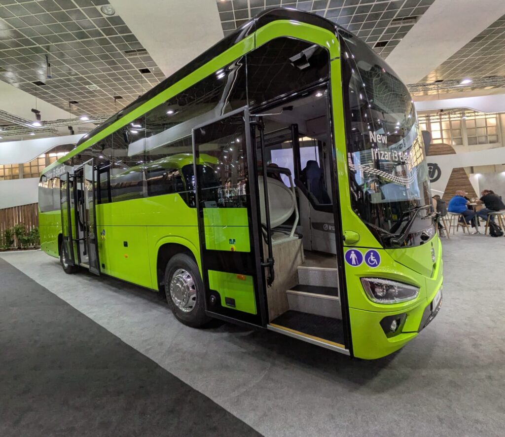 Busworld: Irizar lance Irizar i3 Electric Coach - Bus Lyon